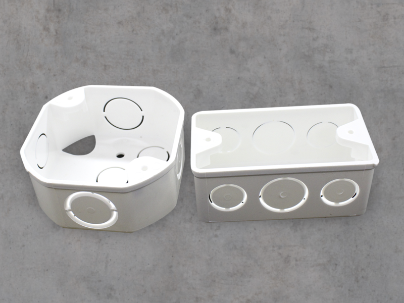 Caja PVC RECTANGULAR Ecuador : Instalec | Construex